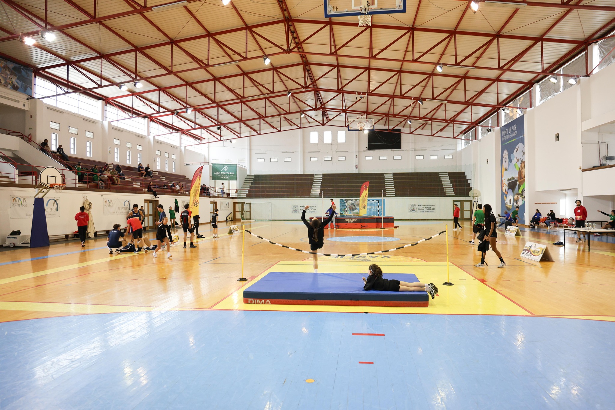 Ponte de Sor recebeu Challenge Indoor de Salto em Altura com atletas de ...